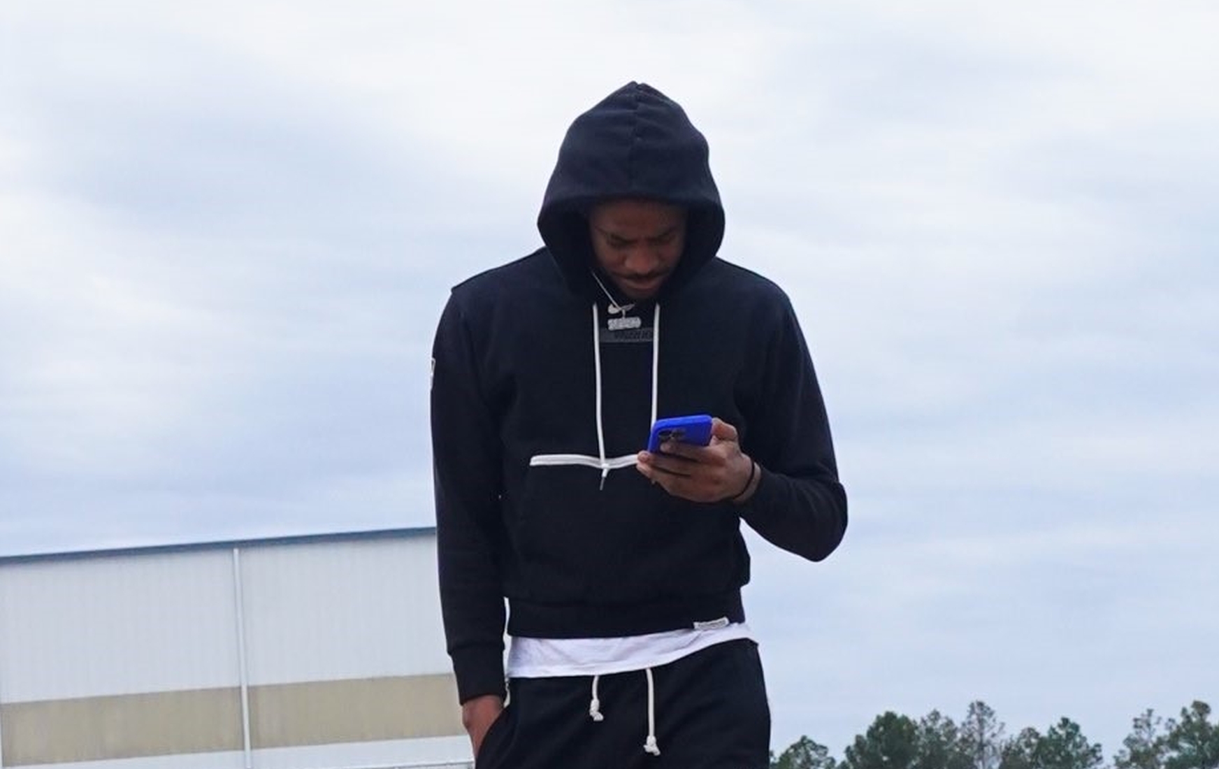 Ja Morant 的 Nike 簽名系列 Logo 曝光，被指與 Kobe 和 Melo 的 Logo 相似？ | 籃球場 | 籃球地帶 ...