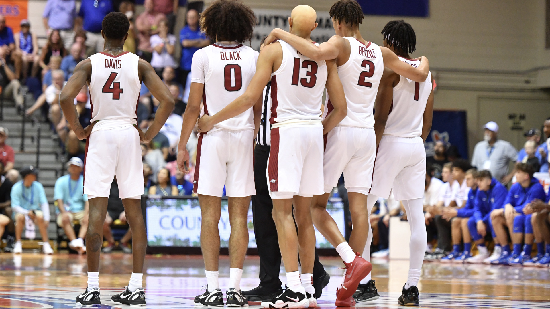 23選秀前瞻】Go HOGS! —阿肯色野豬隊 Arkansas Razorbacks | 一嘴好球 | 籃球地帶 - FanPiece