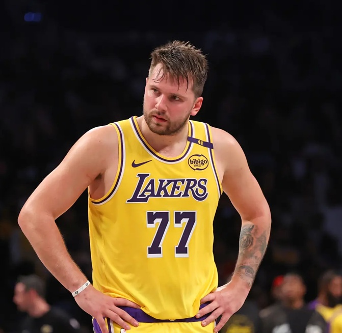 Luka Doncic 體能大躍進有望改善場上壞習慣，Tim MacMahon 分析關鍵原因 | No Look Pass | 籃球地帶 - FanPiece